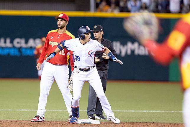 WBCQ》7局重要安打挽救中華隊免被西班牙「扣倒」 吳念庭：不想被提前結束 | 麗台運動 | LINE TODAY