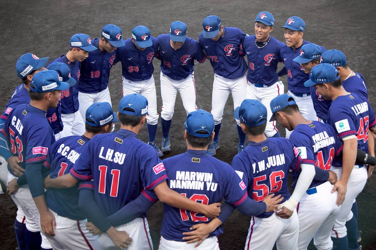 討論牆 | 快訊／U18世青》投打守都不如人！中華全場3失誤遭8安1比8輸韓國 晉級冠軍戰困難 | LINE TODAY