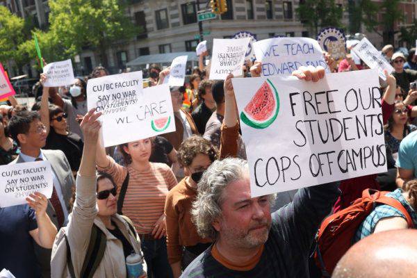 As student protests shake US campuses, Biden mum | Thai PBS World ...