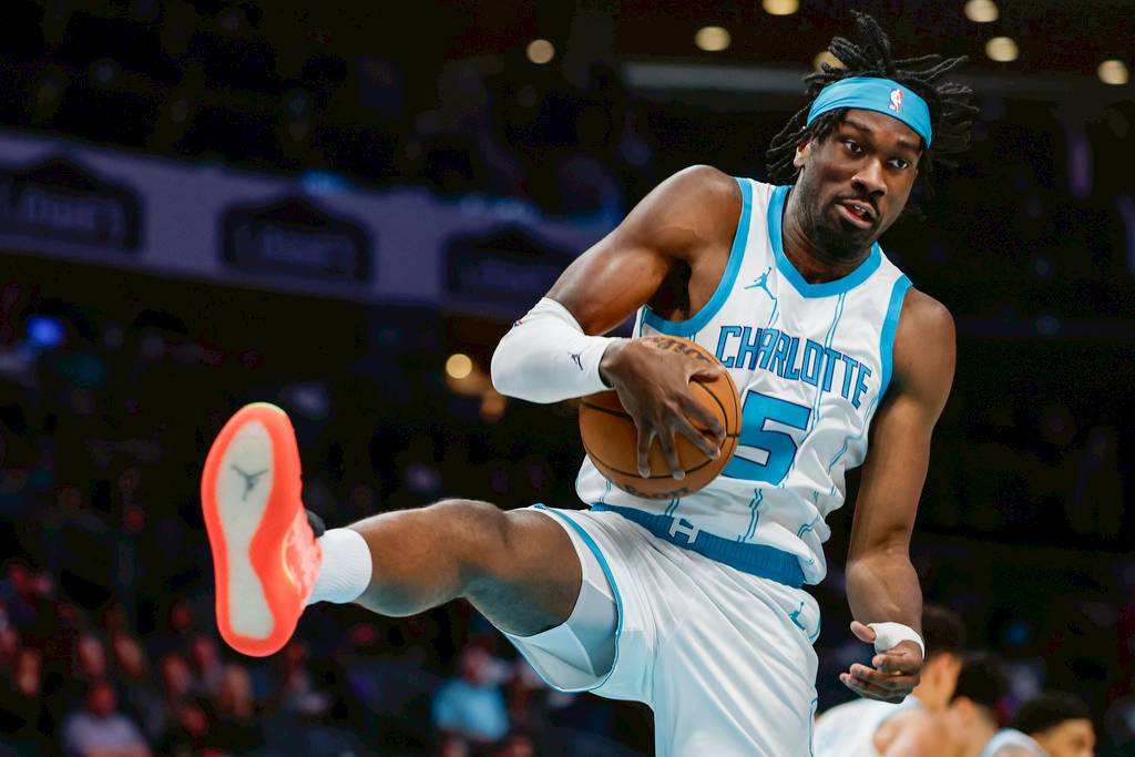 NBA》被湖人退貨又被黃蜂交易 Williams發誓要前東家後悔 | LINE TODAY 運動 | LINE TODAY