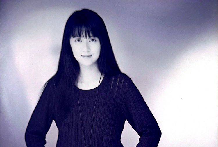 誰沒年輕過！黃韻玲長髮青澀照美成這樣 曝傾聽心事好友竟是寬姐 | 壹蘋新聞網 | LINE TODAY