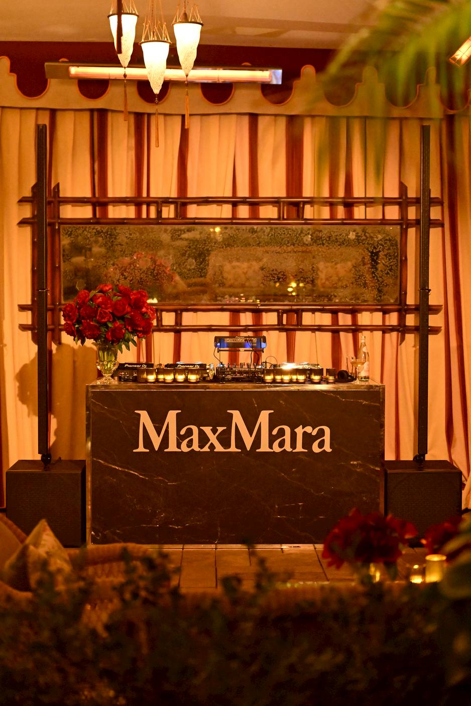 Max Mara ร่วมเฉลิมฉลองให้กับ Maude Apatow ในฐานะผู้รับรางวัล WIF Max ...