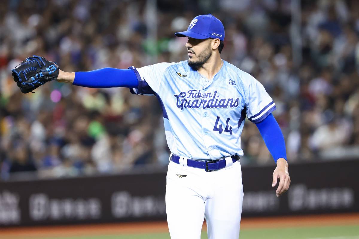 富邦悍將》與魔力藍及鈴木駿輔達成簽約共識 洋將補強持續進行 | TSNA | LINE TODAY