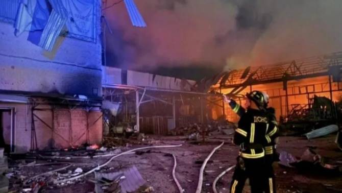 สหราชอาณาจักร-พันธมิตรพร้อมช่วยเหลือยูเครนทั้งก่อน-หลังเจรจาสันติภาพกับรัสเซีย | JS100 | LINE TODAY