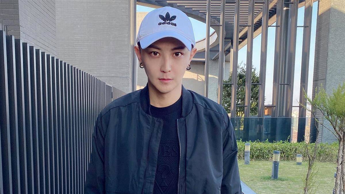 負債2千萬全毀了！大尺度網紅被迫上街「做害羞事」 | EBC 東森新聞 | LINE TODAY