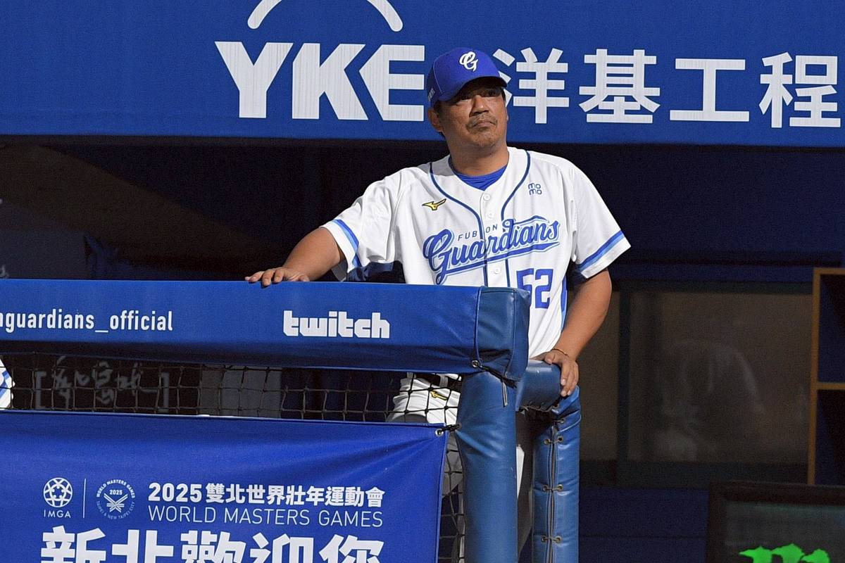 富邦悍將》陳真跑壘被牽制出局 陳金鋒：的確是失誤 | TSNA | LINE TODAY